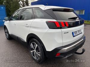 White Peugeot 3008 2017 in Paide, with an engine capacity of 1.20 L and mileage of 223 thousand km for 10990 €, photo 4 on AUTOMOTO.COM.LV