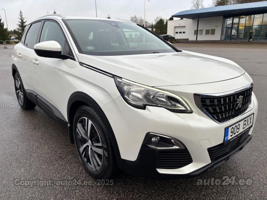 White Peugeot 3008 2017 in Paide, with an engine capacity of 1.20 L and mileage of 223 thousand km for 10990 €, photo 6 on AUTOMOTO.COM.LV