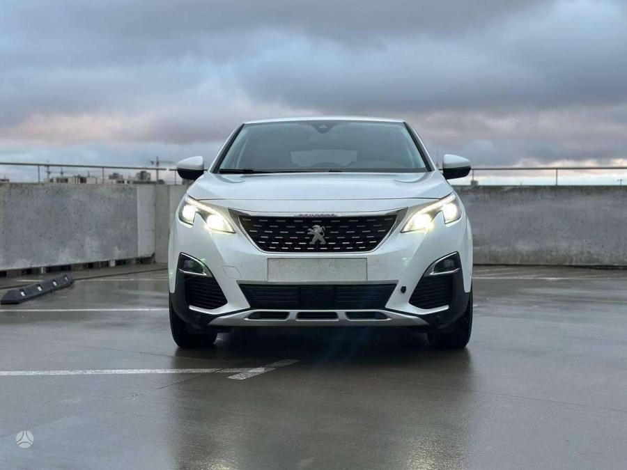 White Peugeot 3008 2017 in Vilnius, with an engine capacity of 1.20 L and mileage of 180 thousand km for 8300 €, photo 1 on AUTOMOTO.COM.LV