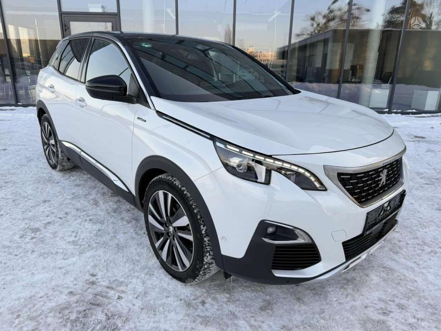 White Peugeot 3008 2017 in Kaunas, with an engine capacity of 1.20 L and mileage of 139 thousand km for 10500 €, photo 3 on AUTOMOTO.COM.LV