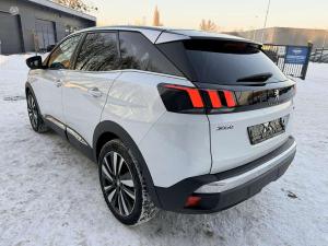 White Peugeot 3008 2017 in Kaunas, with an engine capacity of 1.20 L and mileage of 139 thousand km for 10500 €, photo 5 on AUTOMOTO.COM.LV