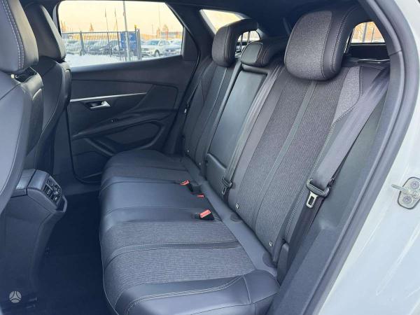 Balts Peugeot 3008 2017 Kauņa, ar dzinēja tilpumu 1.20 L un nobraukumu 139 tūkst. km par 10500 €, foto 11 vietnē AUTOMOTO.COM.LV