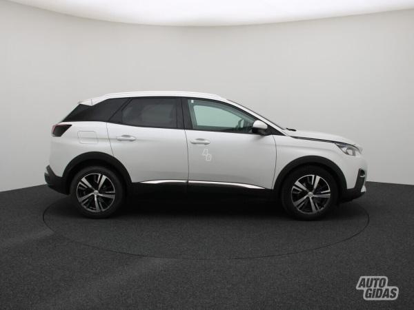 White Peugeot 3008 2017 in Vilnius, with an engine capacity of 1.60 L and mileage of 181 thousand km for 13699 €, photo 9 on AUTOMOTO.COM.LV