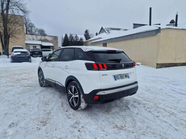 White Peugeot 3008 2017 in Taurage, with an engine capacity of 1.56 L and mileage of 278 thousand km for 9750 €, photo 3 on AUTOMOTO.COM.LV