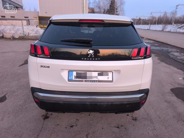 White Peugeot 3008 2017 in Vilnius, with an engine capacity of 1.60 L and mileage of 242 thousand km for 11000 €, photo 5 on AUTOMOTO.COM.LV