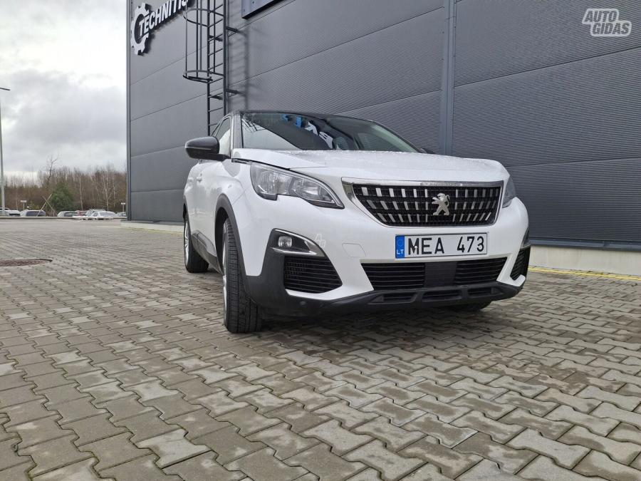 Balts Peugeot 3008 2017 Viļņa, ar dzinēja tilpumu 1.20 L un nobraukumu 140 tūkst. km par 9100 €, foto 2 vietnē AUTOMOTO.COM.LV