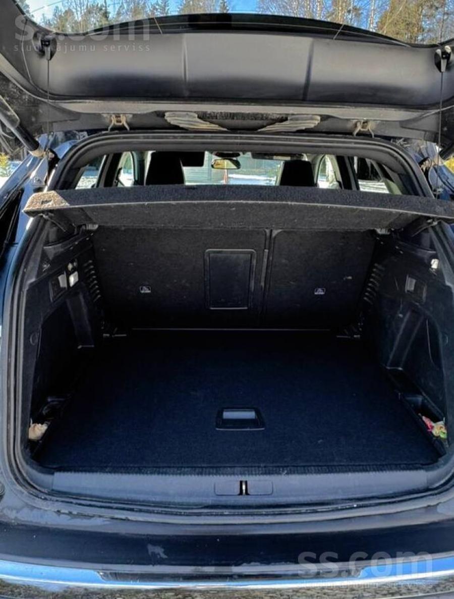 Balts Peugeot 3008 2017 Rīga, ar dzinēja tilpumu 2.00 L un nobraukumu 153 tūkst. km par 17500 €, foto 8 vietnē AUTOMOTO.COM.LV