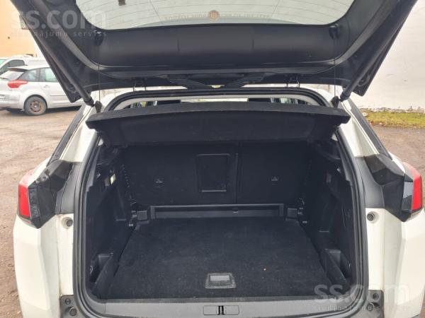 White Peugeot 3008 2017 in Jelgava, with an engine capacity of 1.20 L and mileage of 0 thousand km for 10900 €, photo 10 on AUTOMOTO.COM.LV