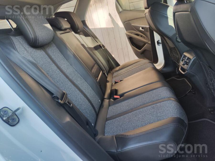 Balts Peugeot 3008 2017 Jelgava, ar dzinēja tilpumu 1.20 L un nobraukumu 0 tūkst. km par 10990 €, foto 16 vietnē AUTOMOTO.COM.LV