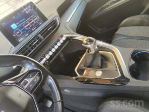 Balts Peugeot 3008 2017 Jelgava, ar dzinēja tilpumu 1.20 L un nobraukumu 0 tūkst. km par 10990 €, foto 20 vietnē AUTOMOTO.COM.LV