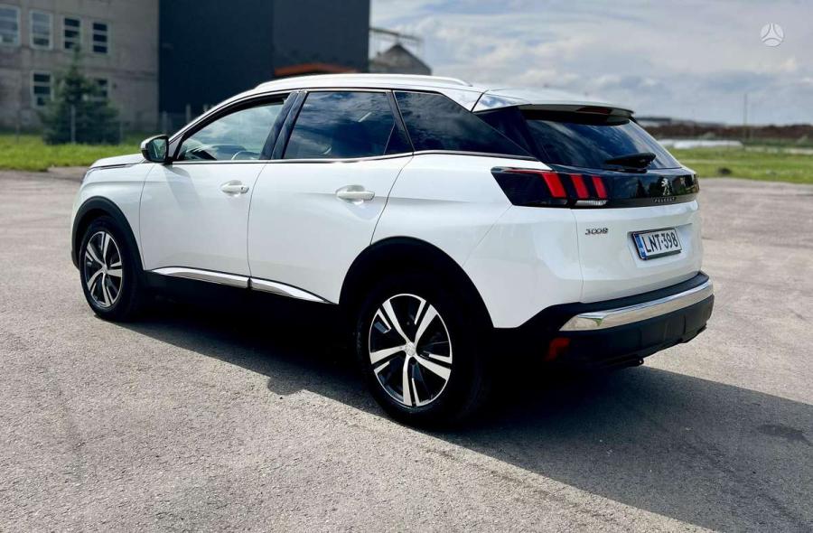 White Peugeot 3008 2017 in Radviliskis, with an engine capacity of 1.56 L and mileage of 248 thousand km for 11500 €, photo 11 on AUTOMOTO.COM.LV