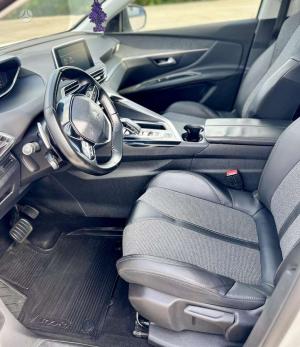 White Peugeot 3008 2017 in Radviliskis, with an engine capacity of 1.56 L and mileage of 248 thousand km for 11500 €, photo 19 on AUTOMOTO.COM.LV