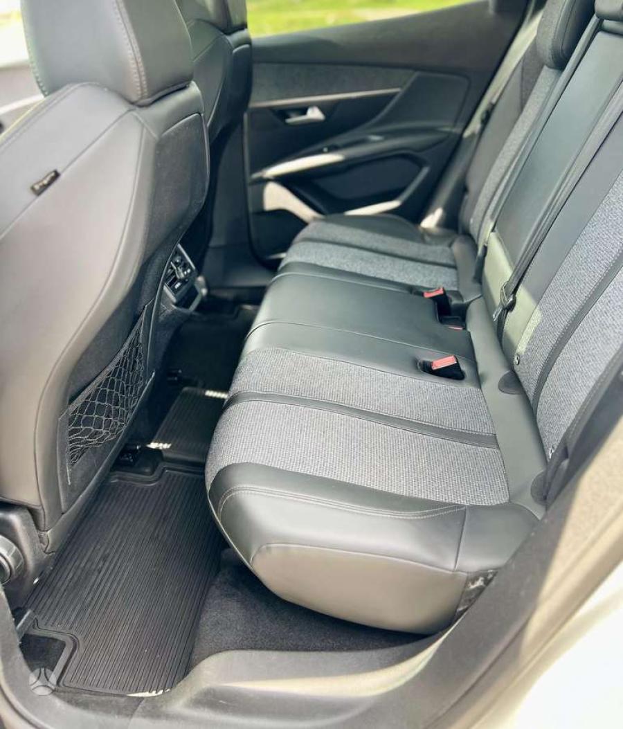 White Peugeot 3008 2017 in Radviliskis, with an engine capacity of 1.56 L and mileage of 248 thousand km for 11500 €, photo 21 on AUTOMOTO.COM.LV