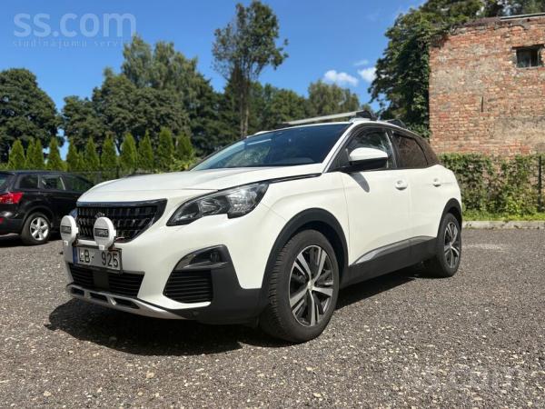White Peugeot 3008 2017 in Riga, with an engine capacity of 1.20 L and mileage of 0 thousand km for 9400 €, photo 1 on AUTOMOTO.COM.LV