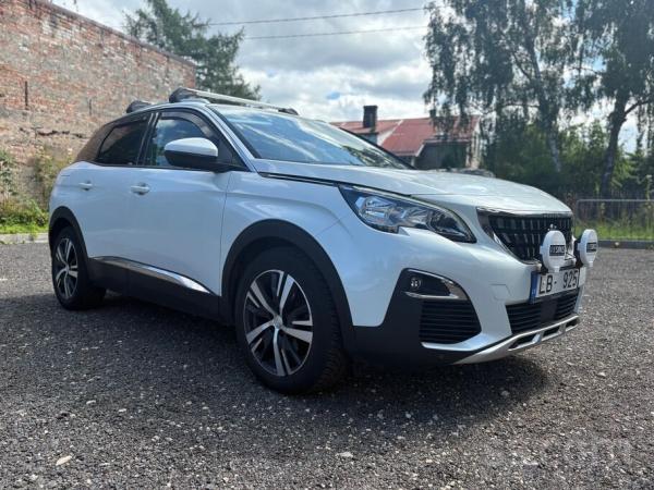 White Peugeot 3008 2017 in Riga, with an engine capacity of 1.20 L and mileage of 0 thousand km for 9400 €, photo 3 on AUTOMOTO.COM.LV