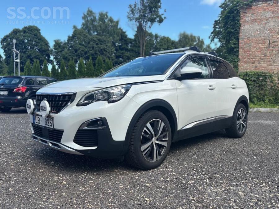 White Peugeot 3008 2017 in Riga, with an engine capacity of 1.20 L and mileage of 0 thousand km for 9300 €, photo 3 on AUTOMOTO.COM.LV