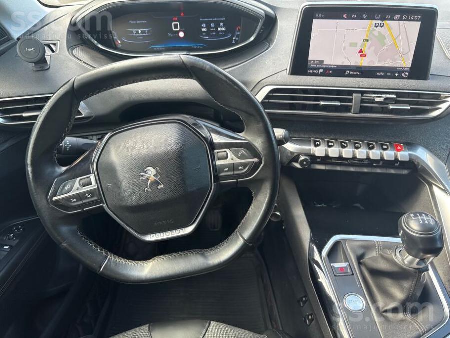 White Peugeot 3008 2017 in Riga, with an engine capacity of 1.20 L and mileage of 0 thousand km for 9300 €, photo 9 on AUTOMOTO.COM.LV