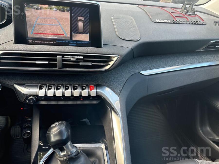 White Peugeot 3008 2017 in Riga, with an engine capacity of 1.20 L and mileage of 0 thousand km for 9300 €, photo 13 on AUTOMOTO.COM.LV
