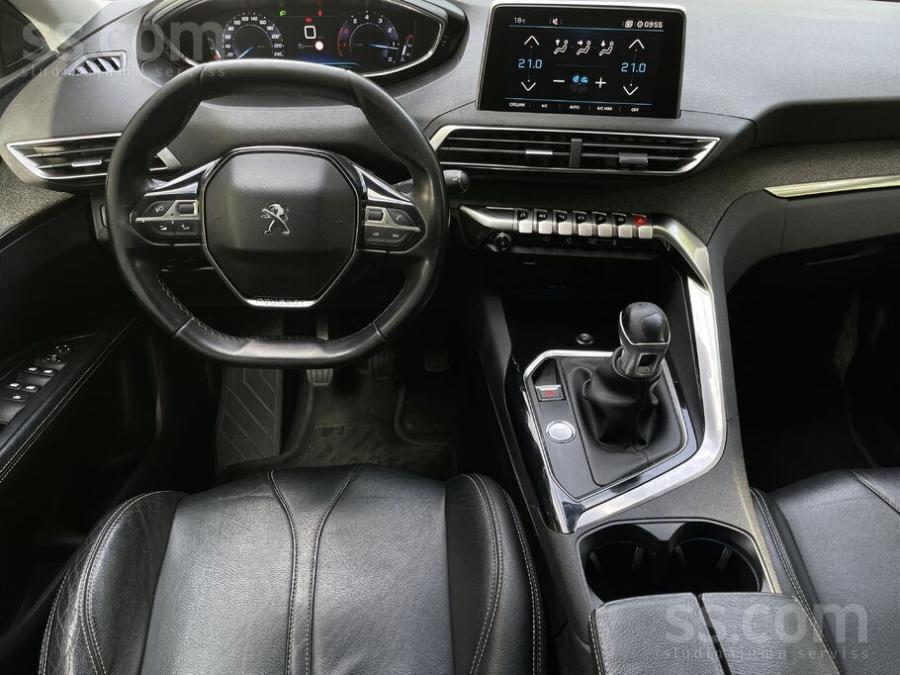 White Peugeot 3008 2017 in Riga, with an engine capacity of 1.20 L and mileage of 260 thousand km for 8500 €, photo 8 on AUTOMOTO.COM.LV