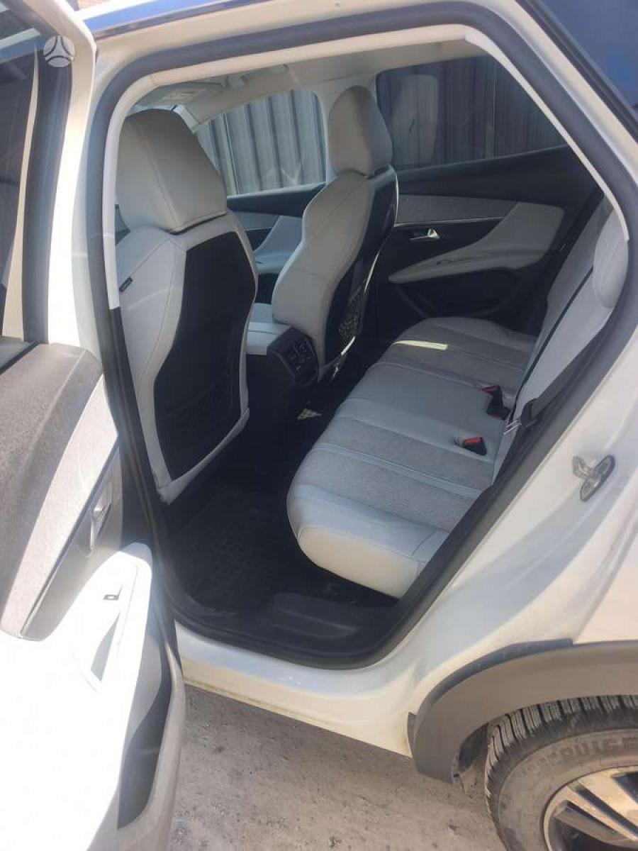 Balts Peugeot 3008 2017 Viļņa, ar dzinēja tilpumu 1.56 L un nobraukumu 248 tūkst. km par 9500 €, foto 14 vietnē AUTOMOTO.COM.LV