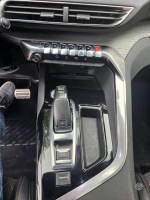 White Peugeot 3008 2017 in Taurage, with an engine capacity of 2.00 L and mileage of 187 thousand km for 12900 €, photo 20 on AUTOMOTO.COM.LV