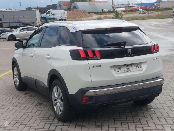 Пежо 3008 2017 в Таураге на AUTOMOTO.COM.LV Белый Пежо 3008 2017 в Таураге, объемом двигателя 1.20 л и пробегом 151 тыс. км за 8300 €, фото 6 на AUTOMOTO.COM.LV