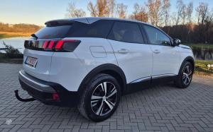 White Peugeot 3008 2018 in Utena, with an engine capacity of 1.60 L and mileage of 240 thousand km for 10250 €, photo 11 on AUTOMOTO.COM.LV