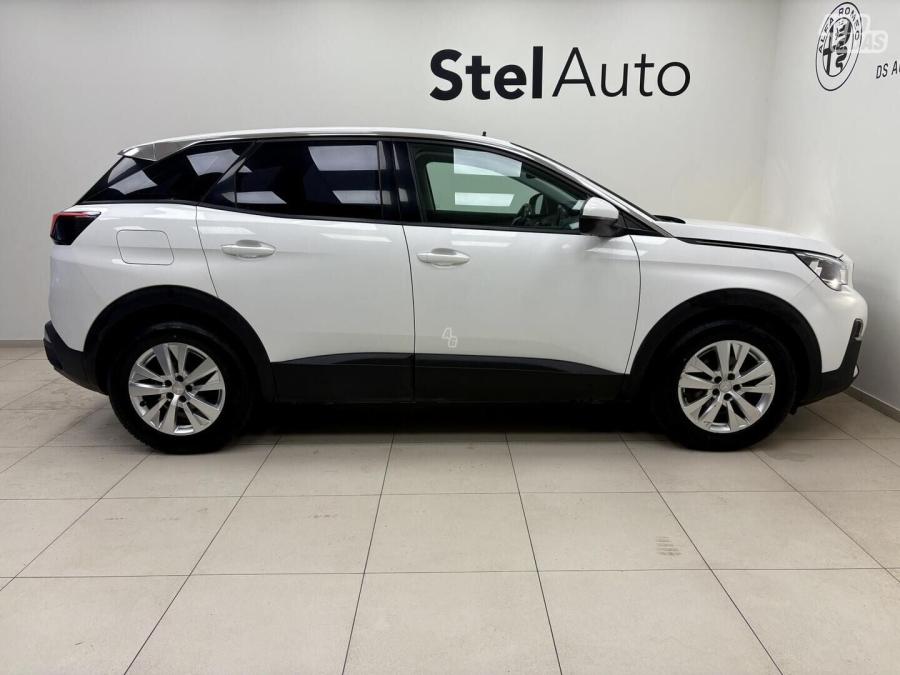 White Peugeot 3008 2018 in Vilnius, with an engine capacity of 1.60 L and mileage of 206 thousand km for 10990 €, photo 7 on AUTOMOTO.COM.LV