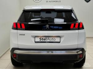 White Peugeot 3008 2018 in Vilnius, with an engine capacity of 1.60 L and mileage of 206 thousand km for 10990 €, photo 8 on AUTOMOTO.COM.LV