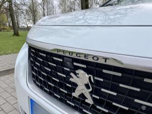 Balts Peugeot 3008 2018 Šauļi, ar dzinēja tilpumu 2.00 L un nobraukumu 201 tūkst. km par 16500 €, foto 5 vietnē AUTOMOTO.COM.LV