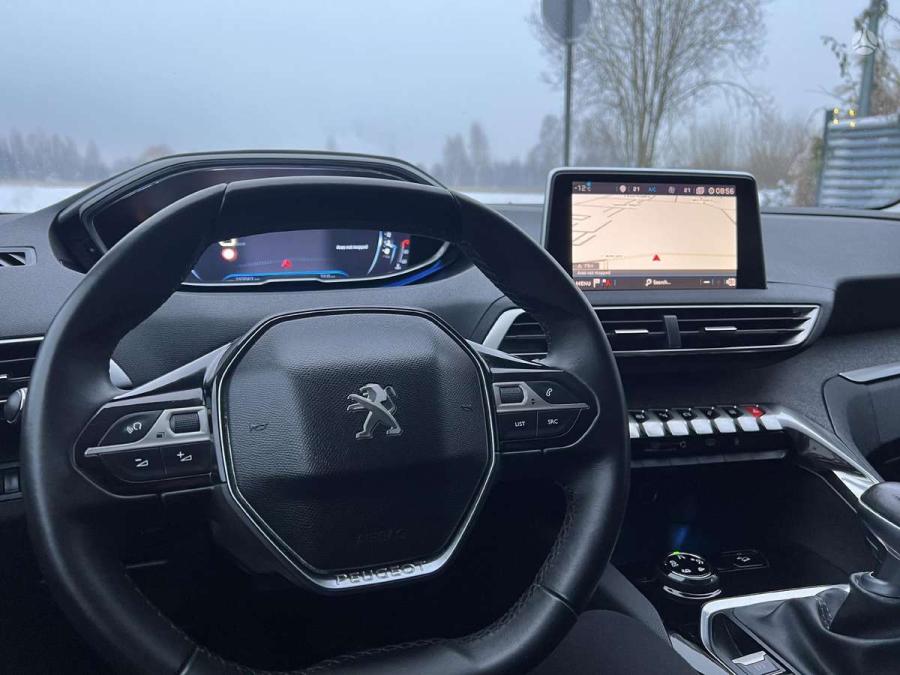 White Peugeot 3008 2018 in Kaunas, with an engine capacity of 1.56 L and mileage of 191 thousand km for 11500 €, photo 35 on AUTOMOTO.COM.LV