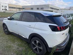 Balts Peugeot 3008 2018 Tauragė, ar dzinēja tilpumu 1.50 L un nobraukumu 200 tūkst. km par 9800 €, foto 5 vietnē AUTOMOTO.COM.LV