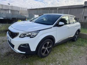 Balts Peugeot 3008 2018 Tauragė, ar dzinēja tilpumu 1.50 L un nobraukumu 200 tūkst. km par 9800 €, foto 9 vietnē AUTOMOTO.COM.LV