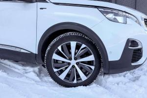 Balts Peugeot 3008 2018 Kauņa, ar dzinēja tilpumu 2.00 L un nobraukumu 163 tūkst. km par 17999 €, foto 18 vietnē AUTOMOTO.COM.LV