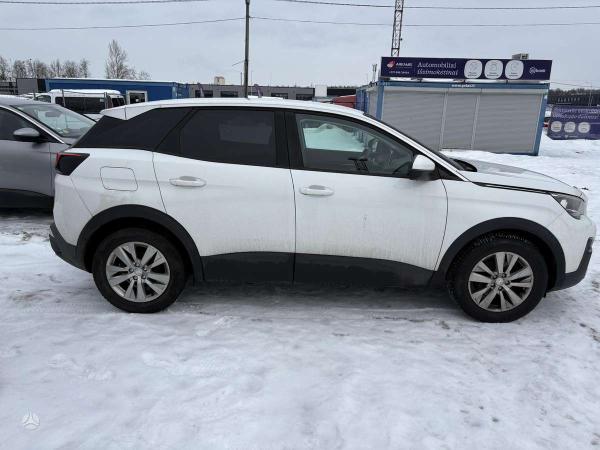 White Peugeot 3008 2018 in Kaunas, with an engine capacity of 1.56 L and mileage of 290 thousand km for 7999 €, photo 7 on AUTOMOTO.COM.LV