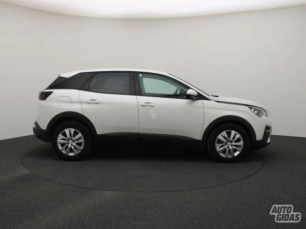 White Peugeot 3008 2018 in Vilnius, with an engine capacity of 1.20 L and mileage of 173 thousand km for 10999 €, photo 9 on AUTOMOTO.COM.LV