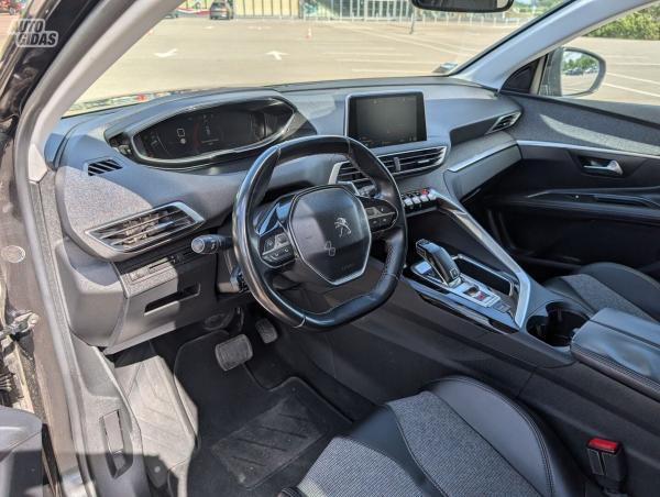White Peugeot 3008 2018 in Siauliai, with an engine capacity of 1.20 L and mileage of 177 thousand km for 11999 €, photo 10 on AUTOMOTO.COM.LV