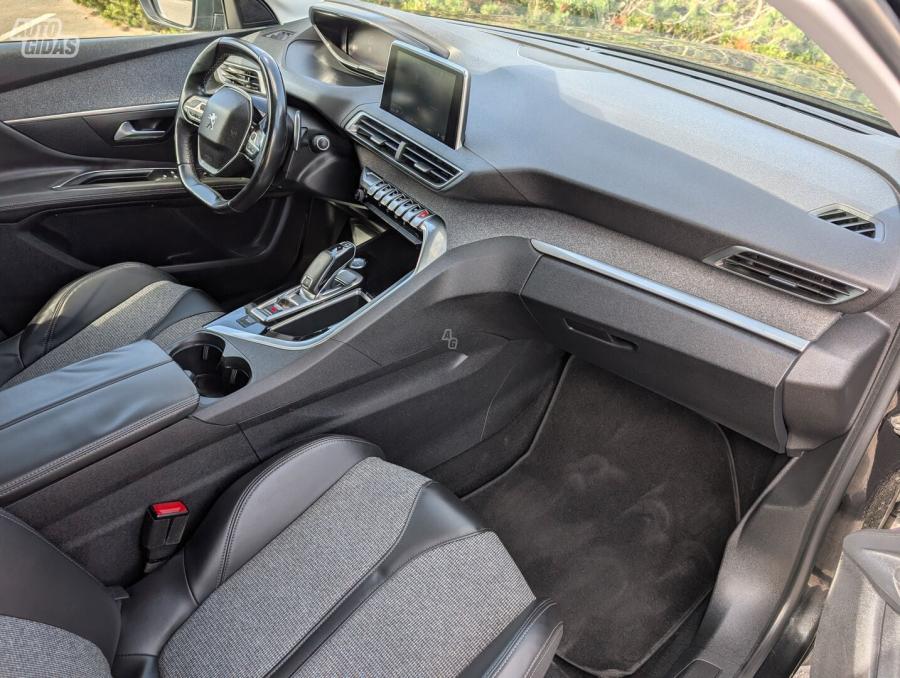 Balts Peugeot 3008 2018 Šauļi, ar dzinēja tilpumu 1.20 L un nobraukumu 177 tūkst. km par 11999 €, foto 13 vietnē AUTOMOTO.COM.LV
