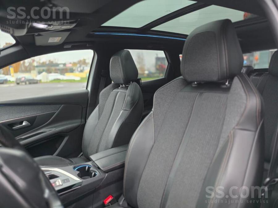 White Peugeot 3008 2018 in Riga, with an engine capacity of 1.50 L and mileage of 102 thousand km for 15000 €, photo 13 on AUTOMOTO.COM.LV