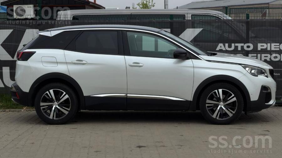 White Peugeot 3008 2018 in Liepaja, with an engine capacity of 1.20 L and mileage of 122 thousand km for 12500 €, photo 4 on AUTOMOTO.COM.LV