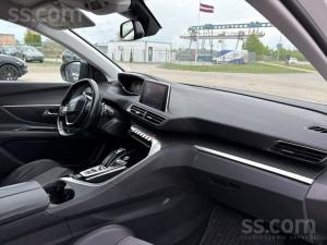 White Peugeot 3008 2018 in Liepaja, with an engine capacity of 1.20 L and mileage of 122 thousand km for 12500 €, photo 18 on AUTOMOTO.COM.LV