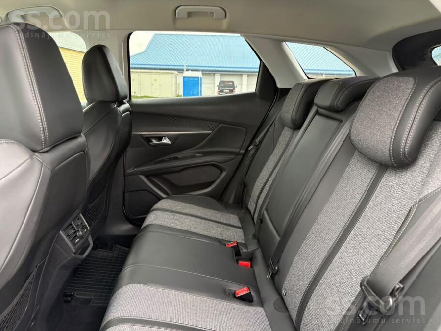 White Peugeot 3008 2018 in Liepaja, with an engine capacity of 1.20 L and mileage of 122 thousand km for 12500 €, photo 21 on AUTOMOTO.COM.LV