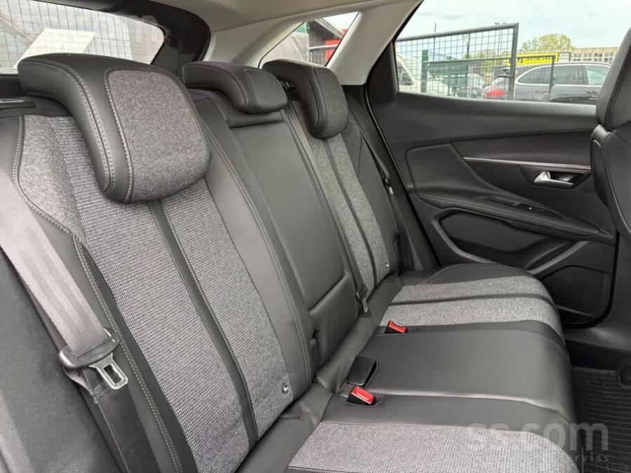 White Peugeot 3008 2018 in Liepaja, with an engine capacity of 1.20 L and mileage of 122 thousand km for 12500 €, photo 24 on AUTOMOTO.COM.LV