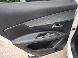 Balts Peugeot 3008 2018 Kauņa, ar dzinēja tilpumu 1.50 L un nobraukumu 267 tūkst. km par 6999 €, foto 12 vietnē AUTOMOTO.COM.LV