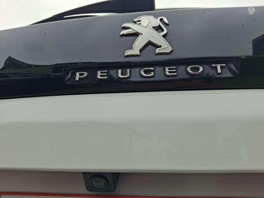 Balts Peugeot 3008 2018 Kauņa, ar dzinēja tilpumu 1.50 L un nobraukumu 267 tūkst. km par 6999 €, foto 15 vietnē AUTOMOTO.COM.LV