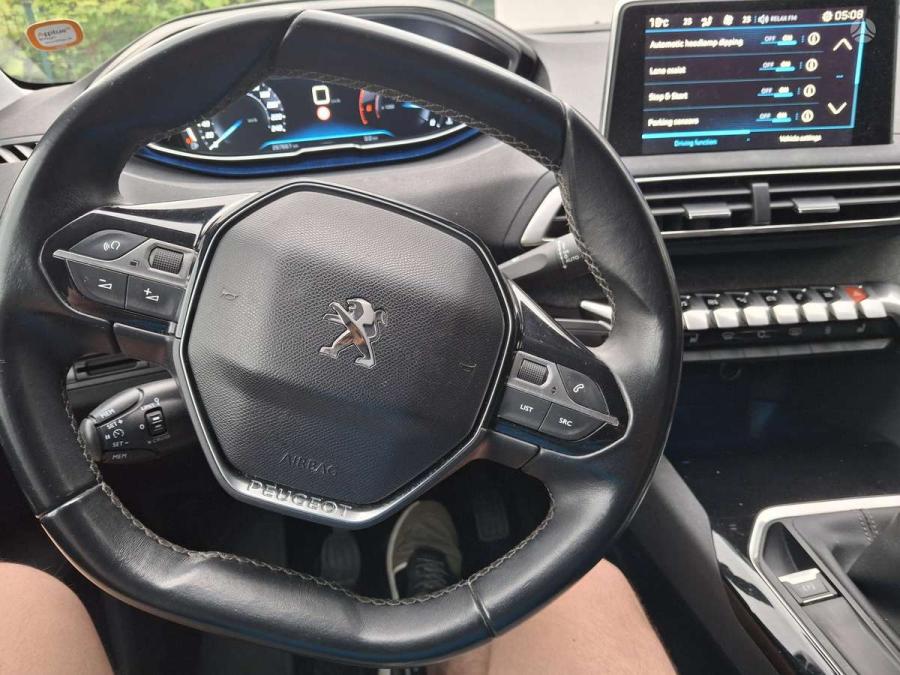 Balts Peugeot 3008 2018 Kauņa, ar dzinēja tilpumu 1.50 L un nobraukumu 267 tūkst. km par 6999 €, foto 18 vietnē AUTOMOTO.COM.LV