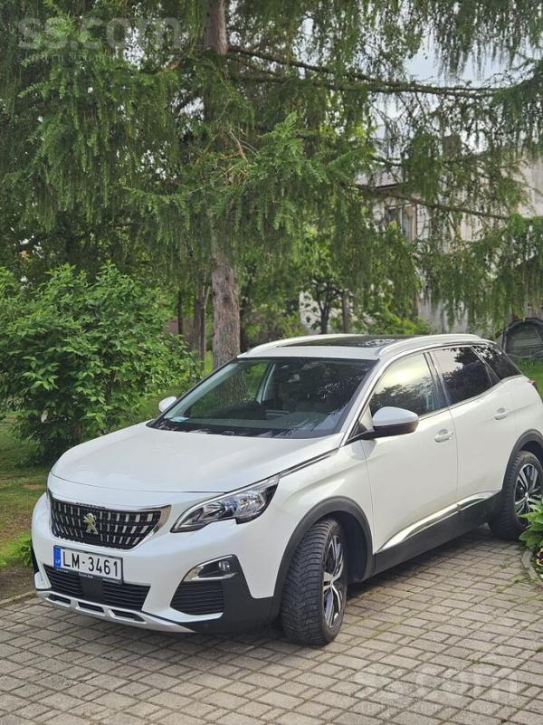 White Peugeot 3008 2018 in Riga, with an engine capacity of 1.20 L and mileage of 76 thousand km for 14200 €, photo 2 on AUTOMOTO.COM.LV