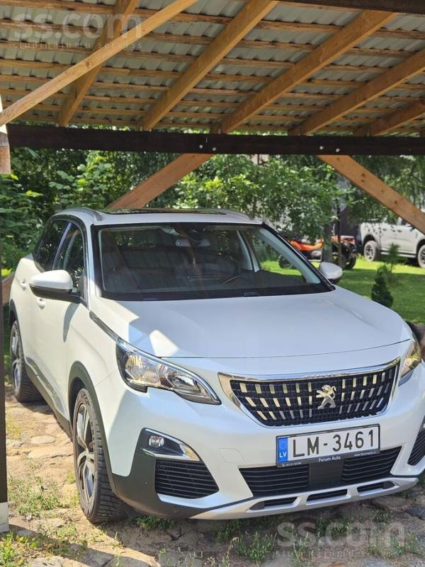 White Peugeot 3008 2018 in Riga, with an engine capacity of 1.20 L and mileage of 76 thousand km for 13900 €, photo 2 on AUTOMOTO.COM.LV
