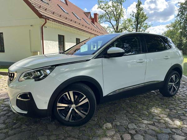 White Peugeot 3008 2018 in Kaunas, with an engine capacity of 1.20 L and mileage of 170 thousand km for 10900 €, photo 1 on AUTOMOTO.COM.LV