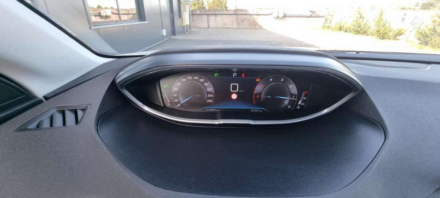 Balts Peugeot 3008 2018 Šauļi, ar dzinēja tilpumu 1.60 L un nobraukumu 213 tūkst. km par 12900 €, foto 16 vietnē AUTOMOTO.COM.LV